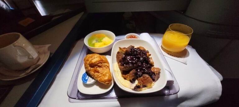Delta A330 Delta One Business Class Review – Salt Lake to London ...