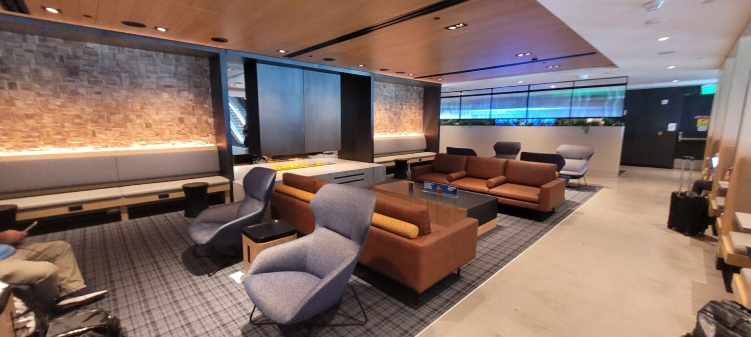 Incredible New Massive United Club Lounge in Denver - Travel • Life ...